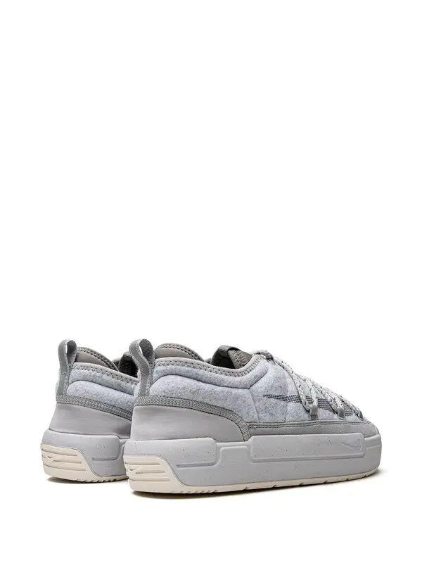 Nike Offline Pack Light Sneakers