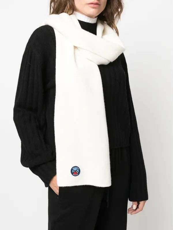 YVES SALOMON Knitted Logo-patch Scarf - Neutrals