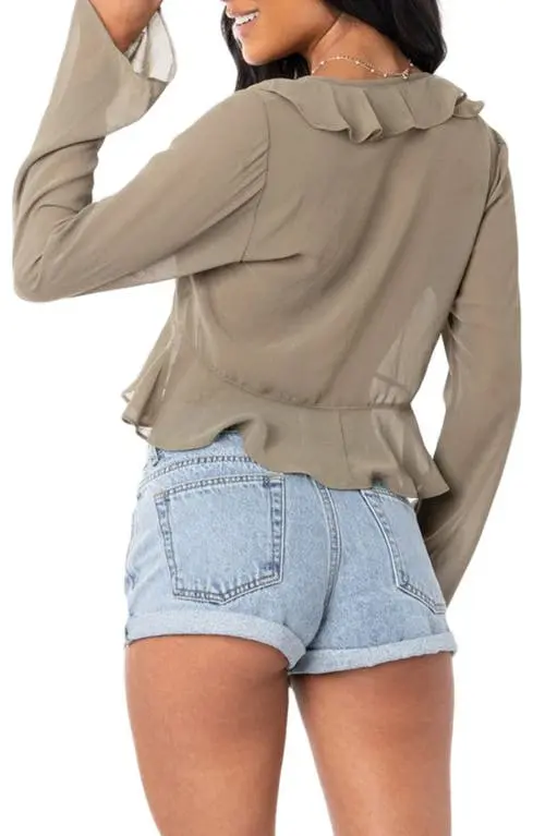 EDIKTED Resse Ruffle Chiffon Top