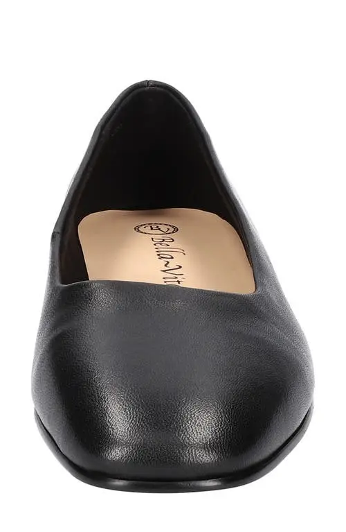 BELLA VITA Kimiko Flat - Black Leather