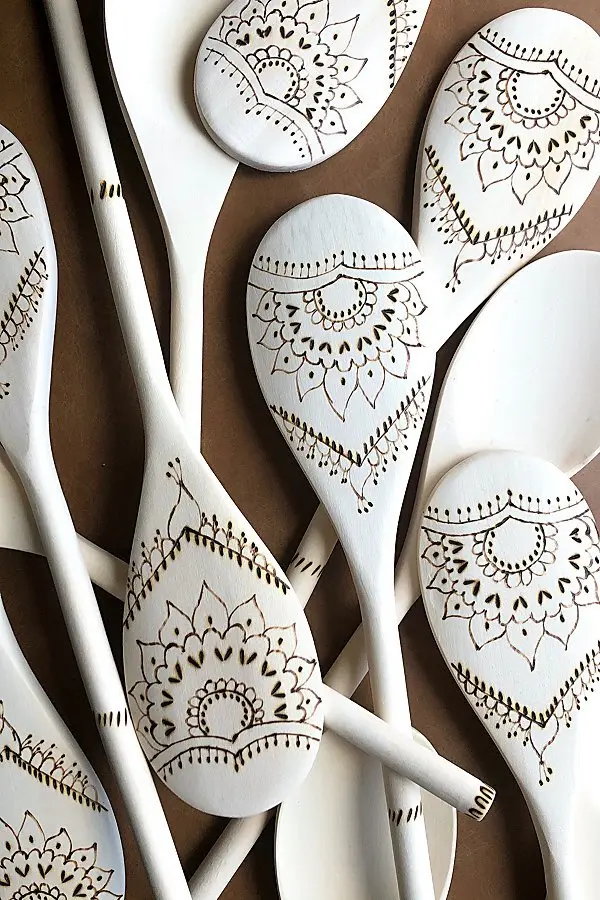 HONORABLE OAK Wood Burn Spoons - Flower Power