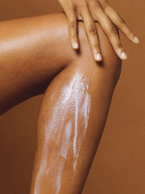 OUI THE PEOPLE Sugarcoat Shave Gel To Milk