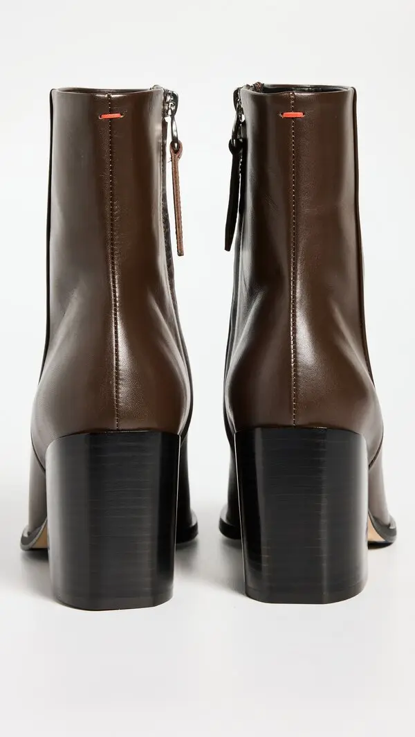 AeydĒ Leandra Booties