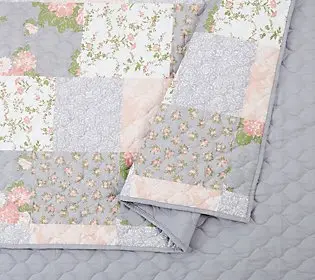 MODERN HEIRLOOM La Flor King Quilt Set
