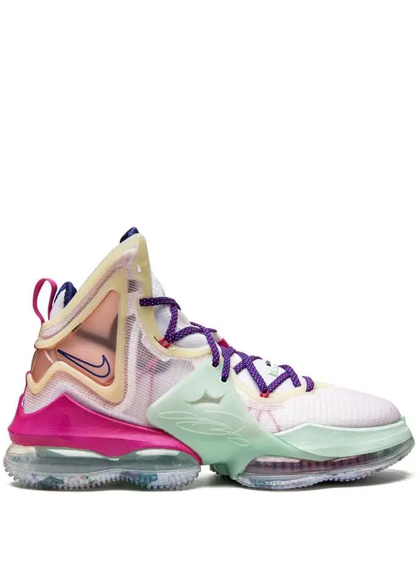 Nike Lebron 19 Valentine's Day Sneakers