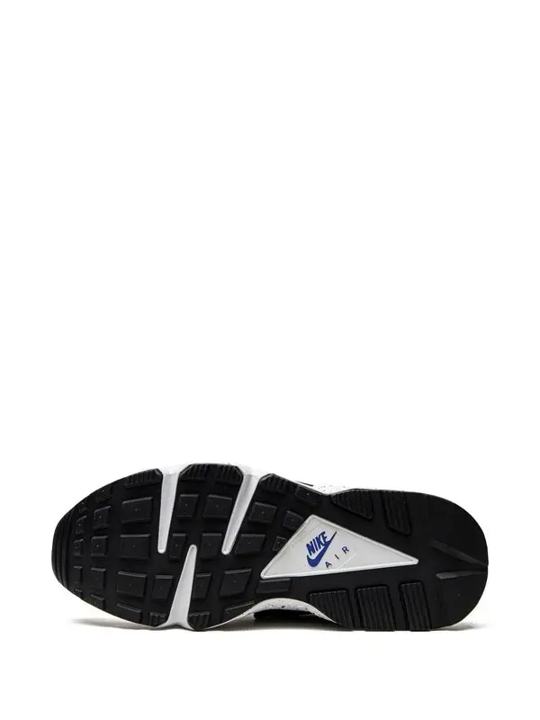 Nike Air Huarache Mowabb Sneakers
