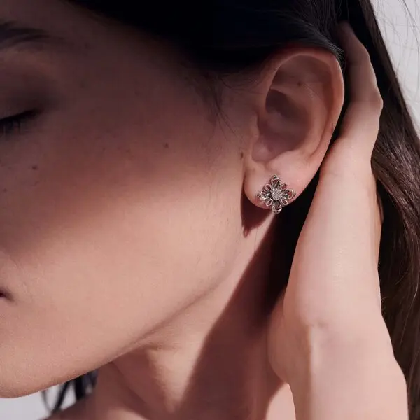 John Hardy Canang Sari Stud Earrings Diamonds