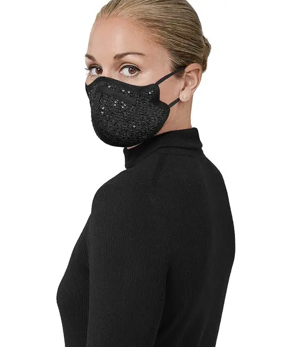 St. John Sparkle Tweed Mask