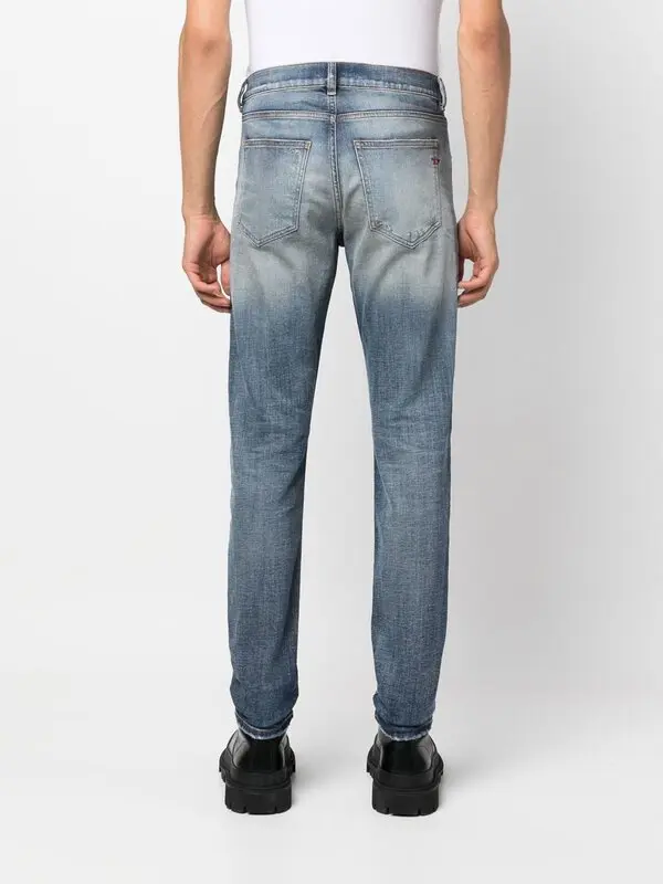 DIESEL® D-strukt Slim-cut Jeans