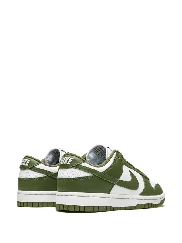 Nike Dunk Low Sneakers