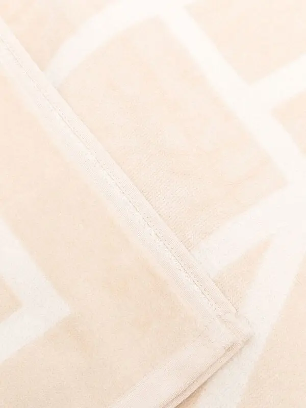 TOTEME Monogram Jacquard Beach Towel - Neutrals