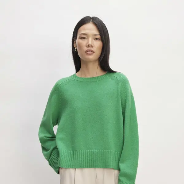 Everlane Boxy Crew Cashmere Sweater Bright Jade Editorialist