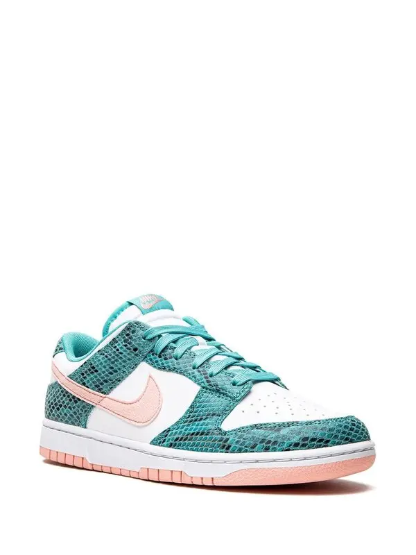Nike Dunk Low Sneakers - White