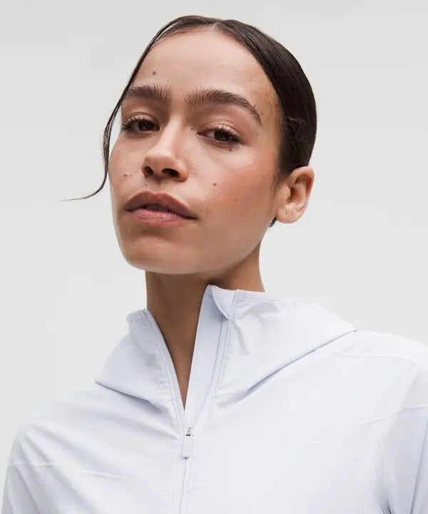 Lululemon Mist Over Windbreaker - Starch Blue
