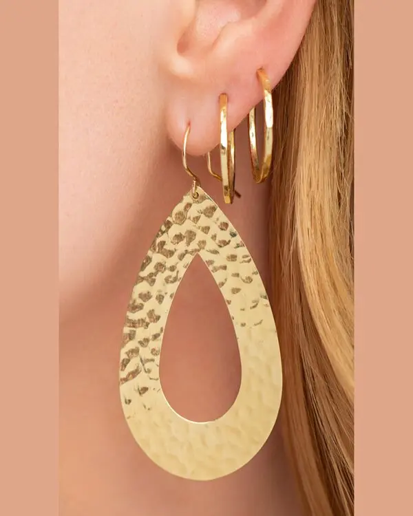 JENNIFER MEYER 18k Yellow Hammered Bangle Hoop Earrings