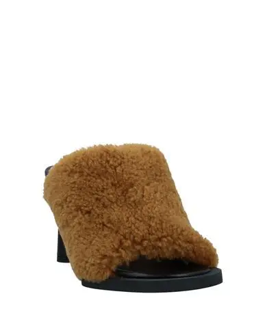 Jacquemus Shearling Sandals - Beige