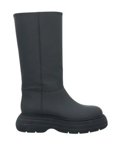 Gia Couture Calfskin Boots - Black