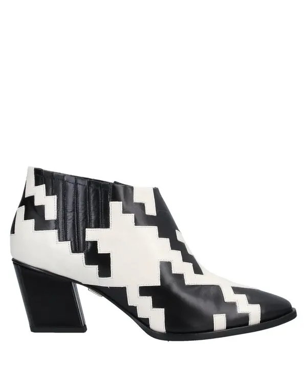 ROGER VIVIER Ankle Boots Size Leather