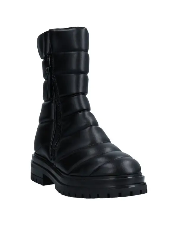 GIANVITO ROSSI Leather Padded Ankle Boots