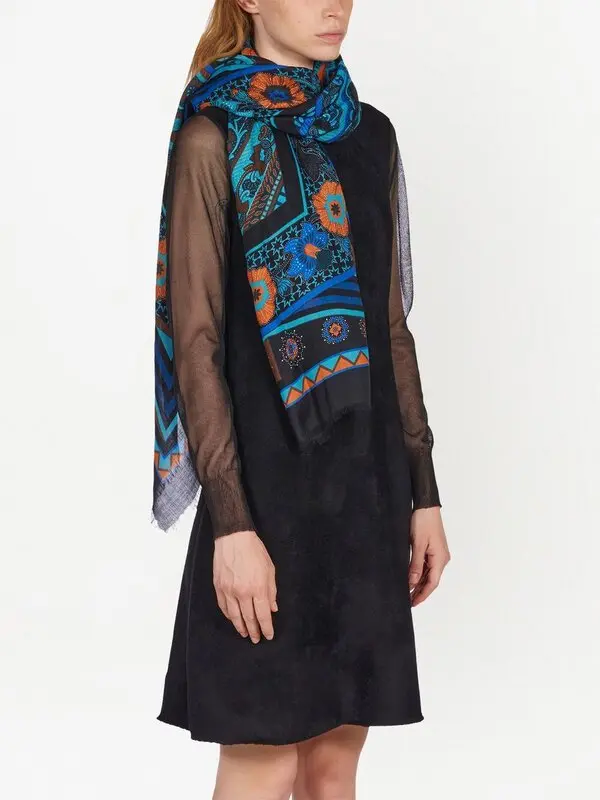 FERRAGAMO Nirvana-print Silk Shawl - Black