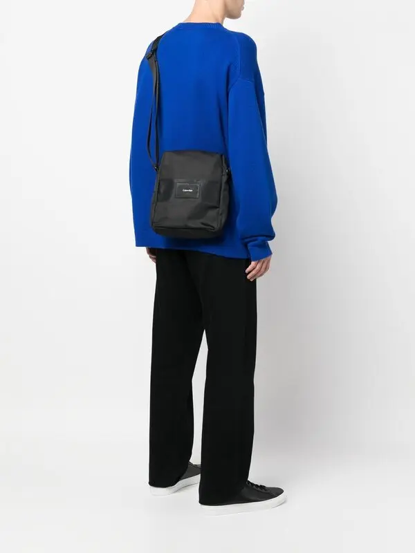 Calvin Klein Logo-patch Shoulder Bag