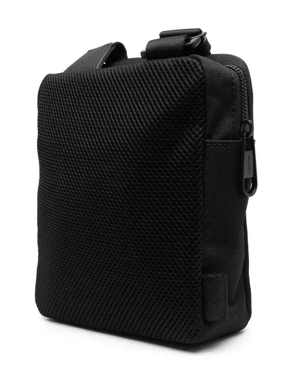 Calvin Klein Logo-plaque Shoulder Bag