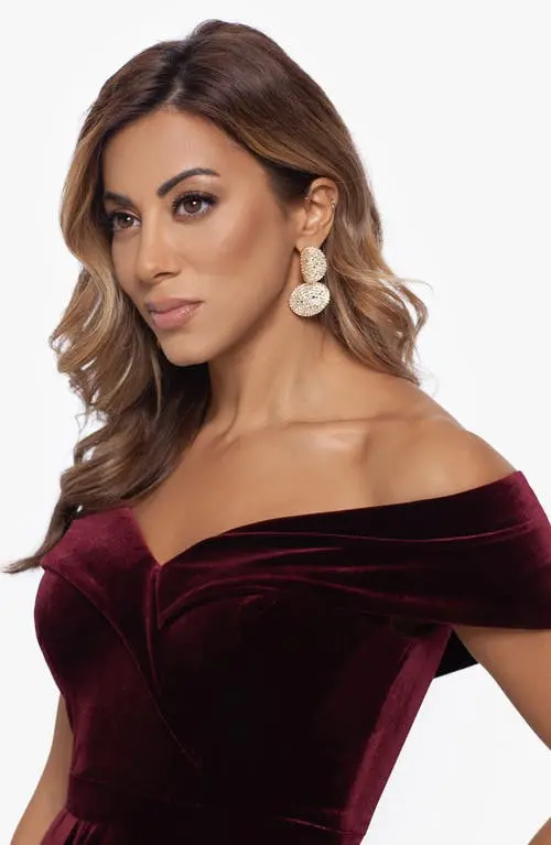 Xscape Evenings Off-The-Shoulder Velvet Gown Burgundy Editorialist