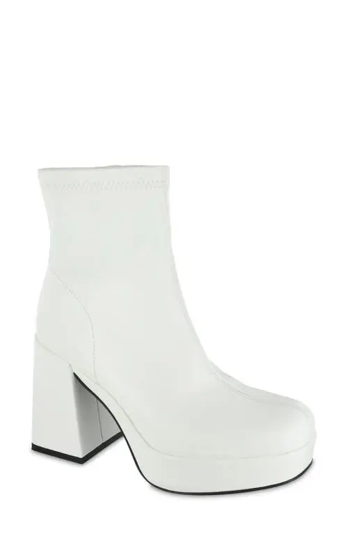 Mia Ilia Platform Bootie - White