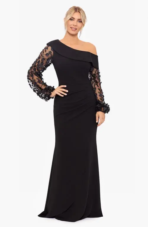 XSCAPE EVENINGS Floral Appliqué Gown - Black