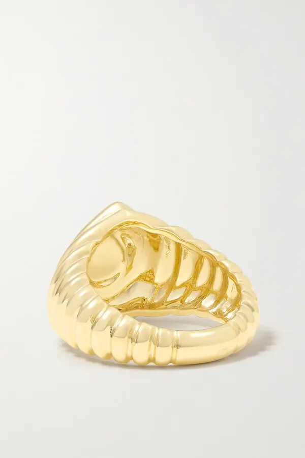 Yvonne Léon Mini 9-karat Diamond Signet Ring