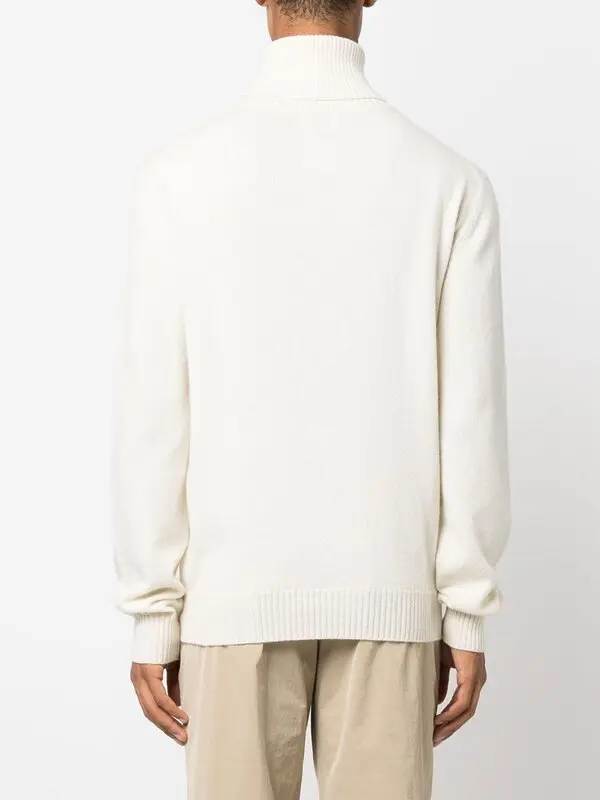 BARRIE Turtle Neck Cashmere Sweater - White