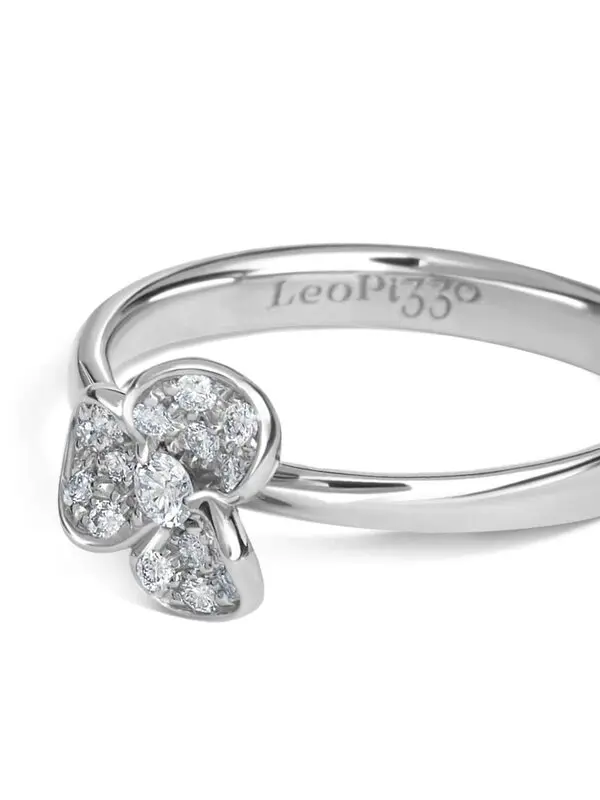 LEO PIZZO 18k White Gold Diamond Flora Ring - Silver
