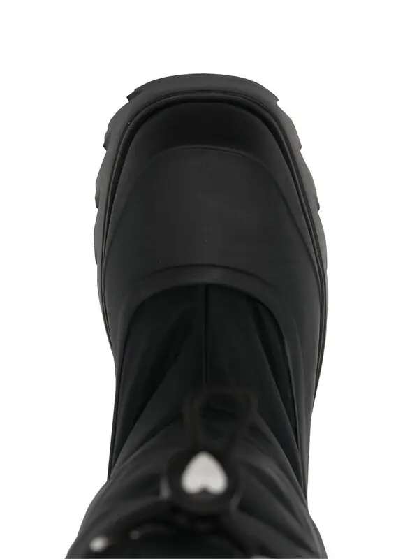 Moschino Padded Heart-patch Ankle Boots - Black