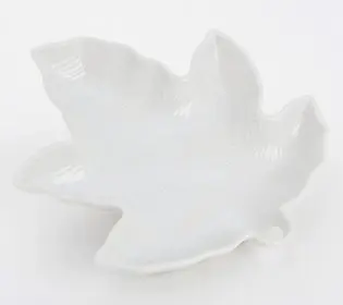 TEMP-TATIONS Seasonal Figural Leaf Appetizer Plate - One-color