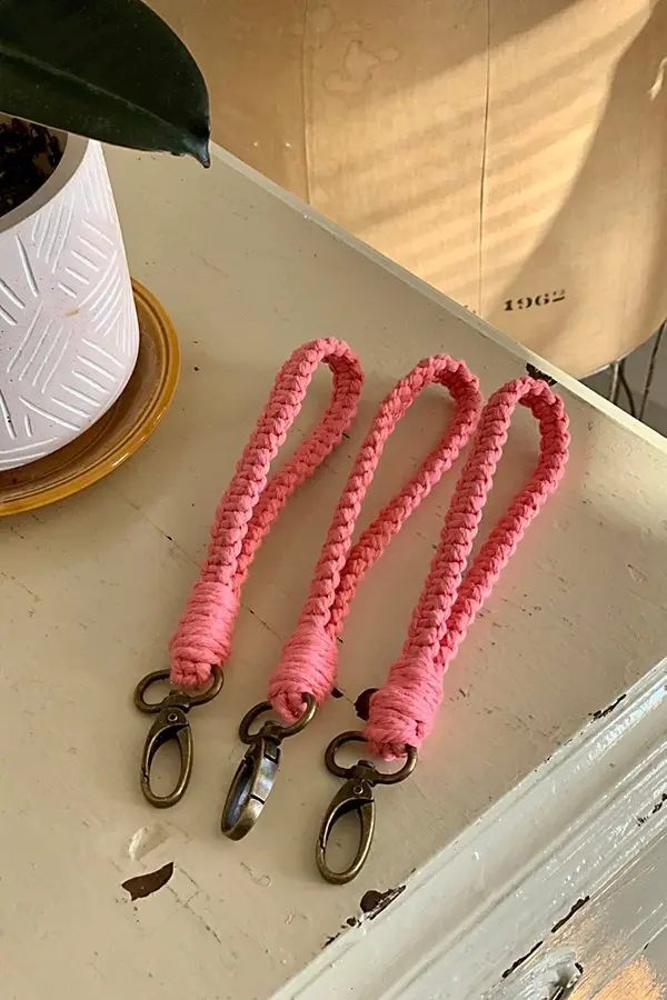 MACRAMÉ BY MONDAY Wristlet Keychain - Pink