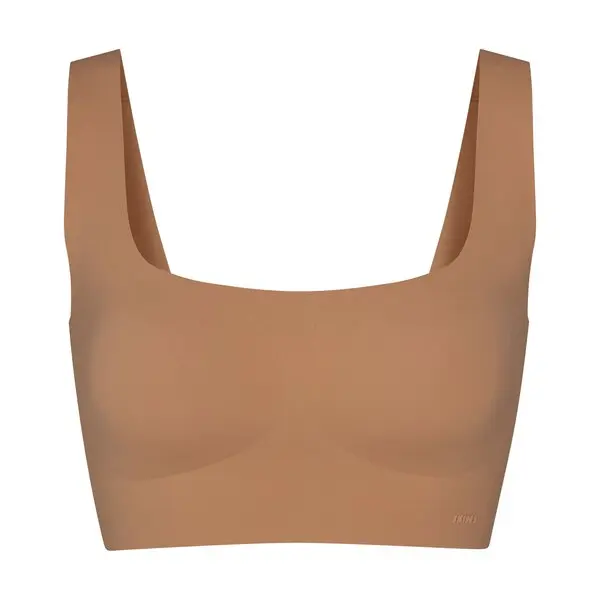 SKIMS Wireless Naked Scoop Tank Bra