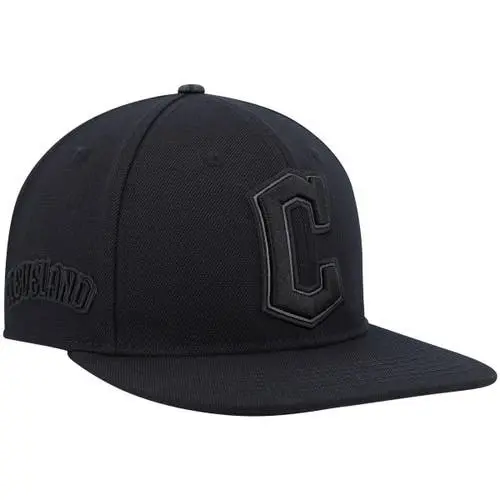 PRO STANDARD Cleveland Guardians Triple Wool Snapback Hat