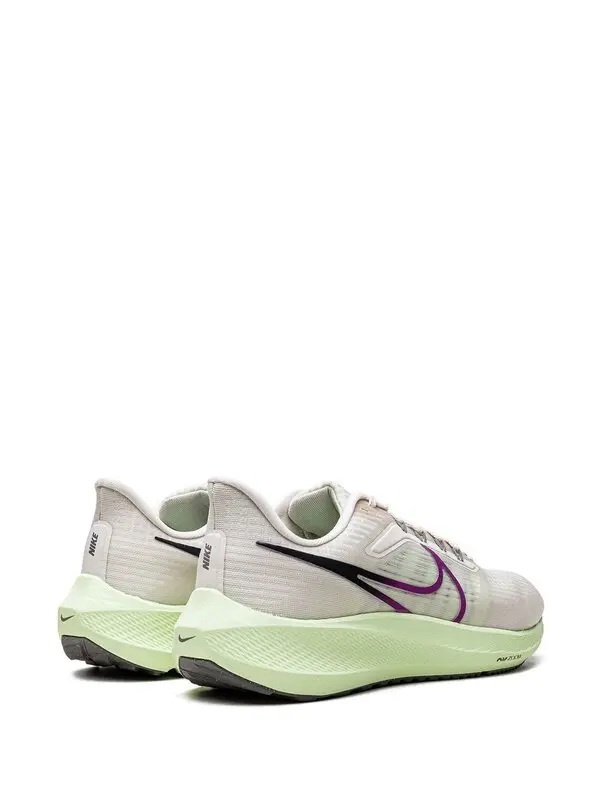 Nike Air Zoom Pegasus 39 Sneakers - White