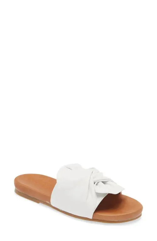 The Flexx Knotty Slide Sandal