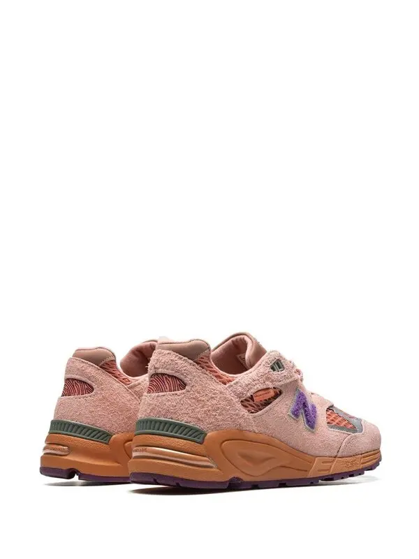 NEW BALANCE X Salehe Bembury 990v2 Sneakers - Pink