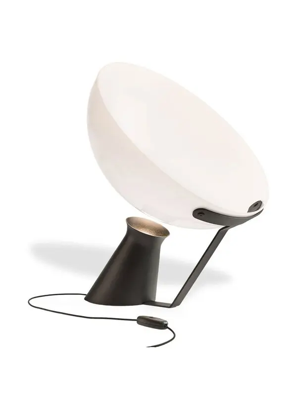 KARAKTER Aida Curved Lamp