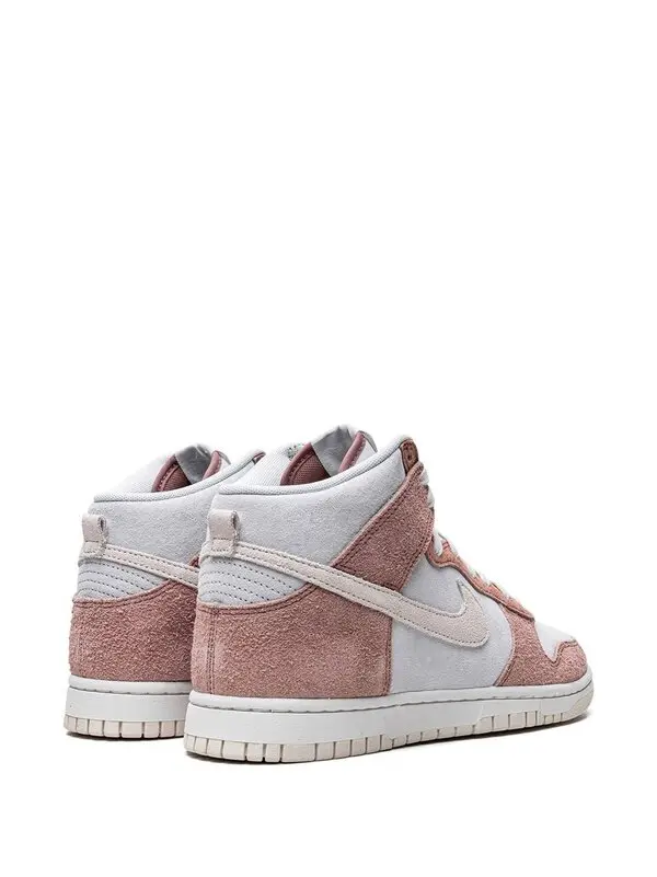 Nike Dunk High Sneakers - White