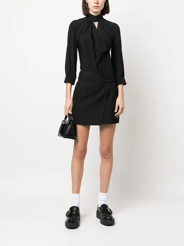 N°21 Ruched Keyhole Neck Blouse
