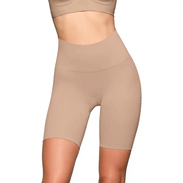 SKIMS Butt Enhancing Lifting Shorts - Clay