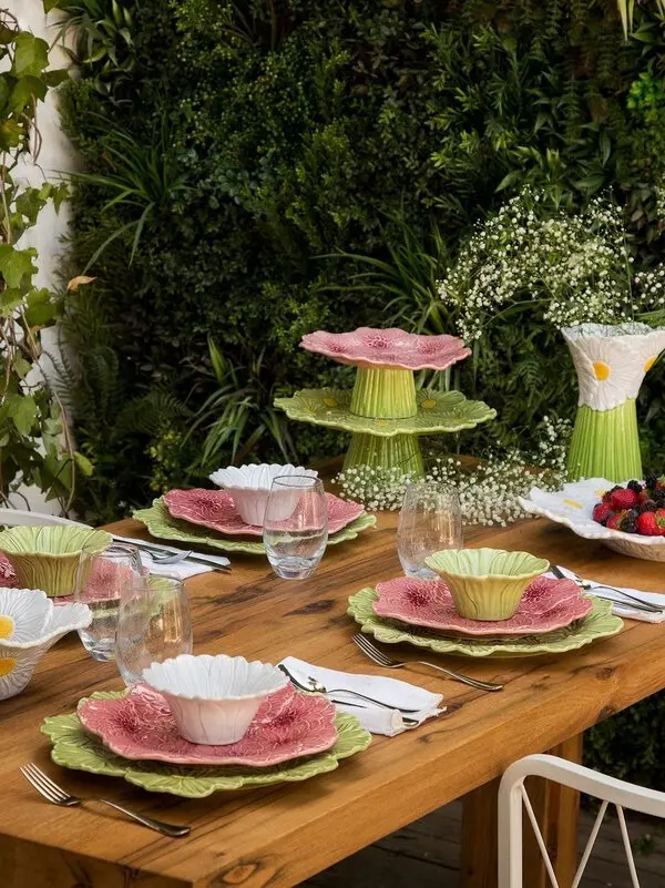 BORDALLO PINHEIRO Maria Flor Pitcher