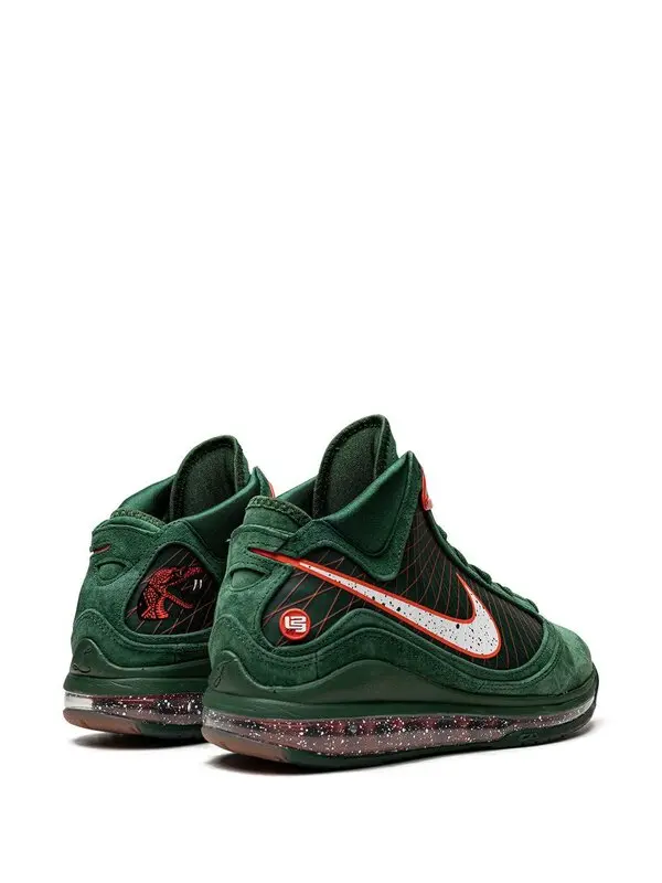 Nike Lebron Famu Sneakers