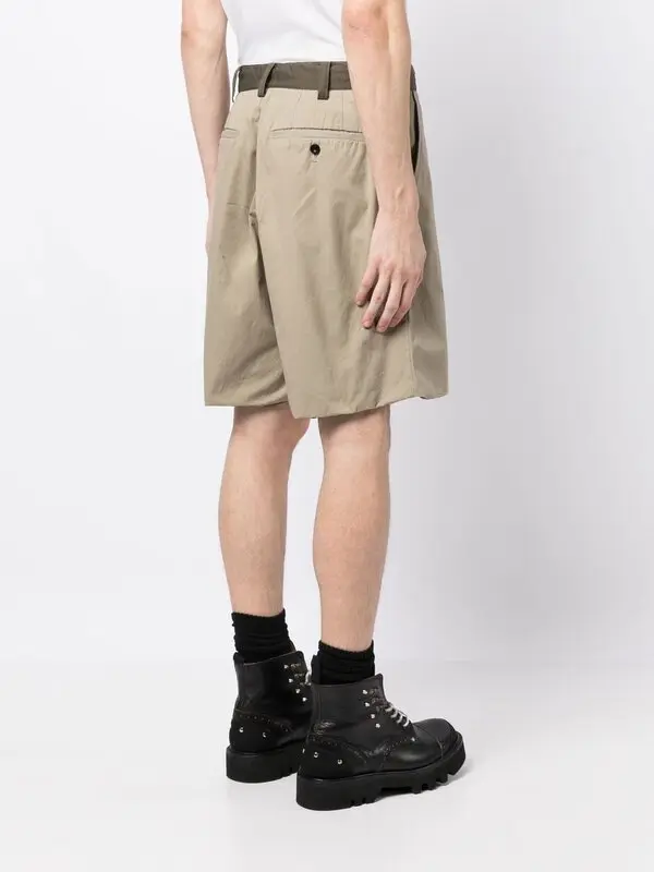 Sacai Belted-waist Bermuda Shorts - Green