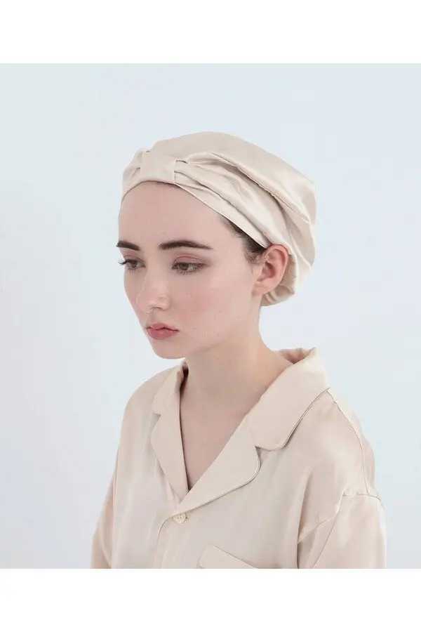 FOO TOKYO Silk Cap - White