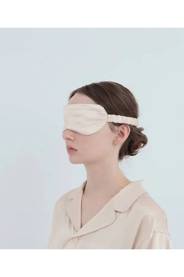 FOO TOKYO Silk Eye Mask - White