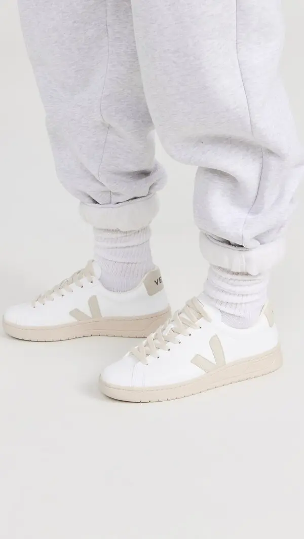 VEJA Urca Sneakers - White/natural